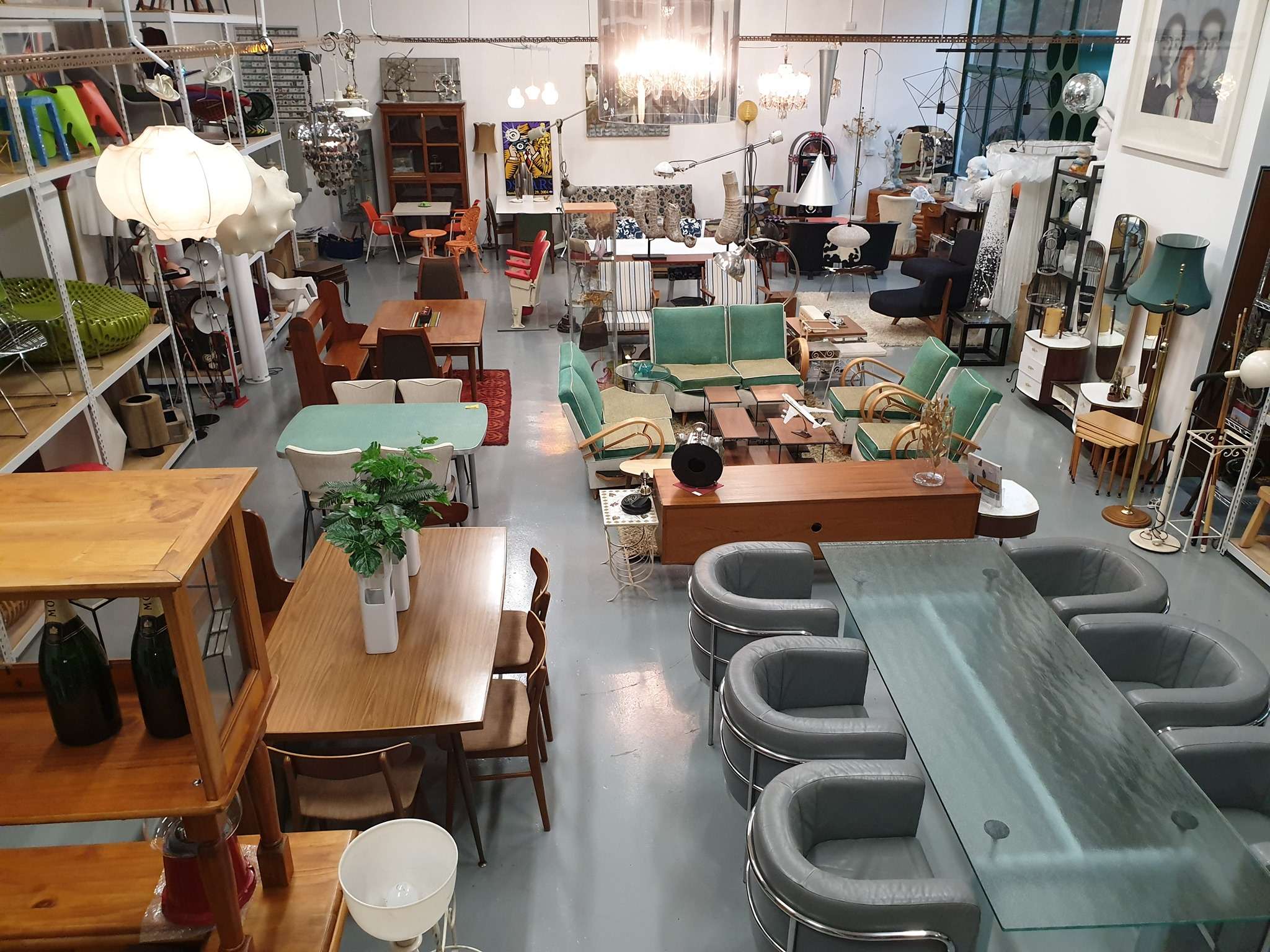 8 Places to Buy SecondHand Furniture in Singapore - 50% Cheaper!